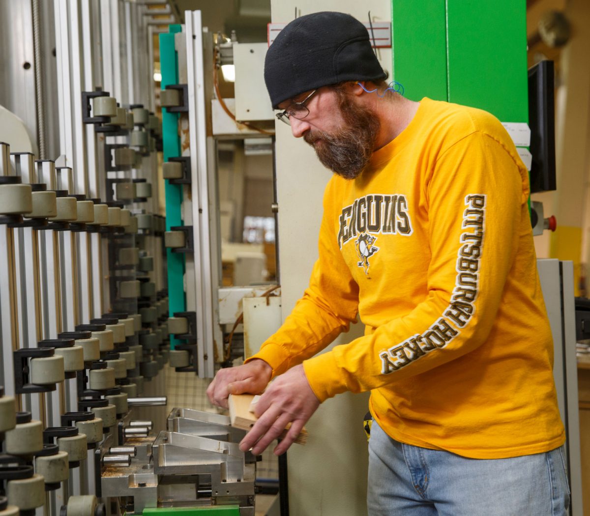 Contract Manufacturing Competence | Capabilities | Versatek